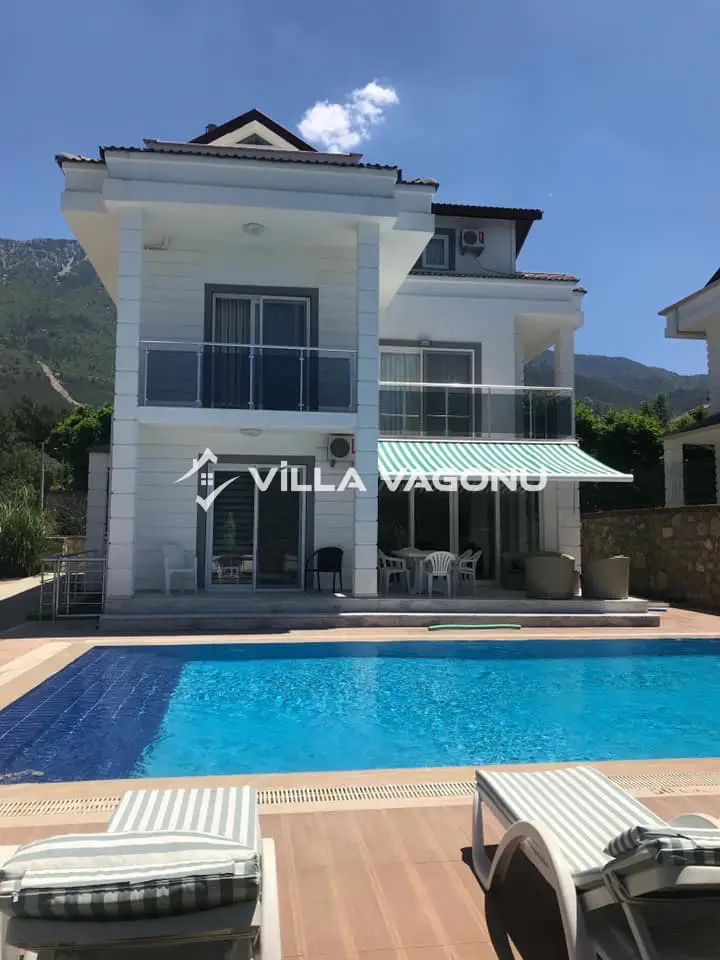 Villa Orka Four Season1